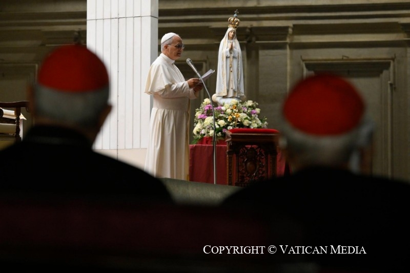 Prayer Vigil and Rosary for Peace presided over by the Holy Father ...